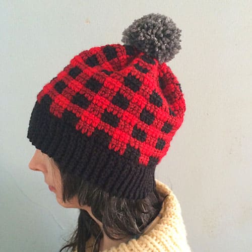 Free plaid crochet slouchy hat pattern