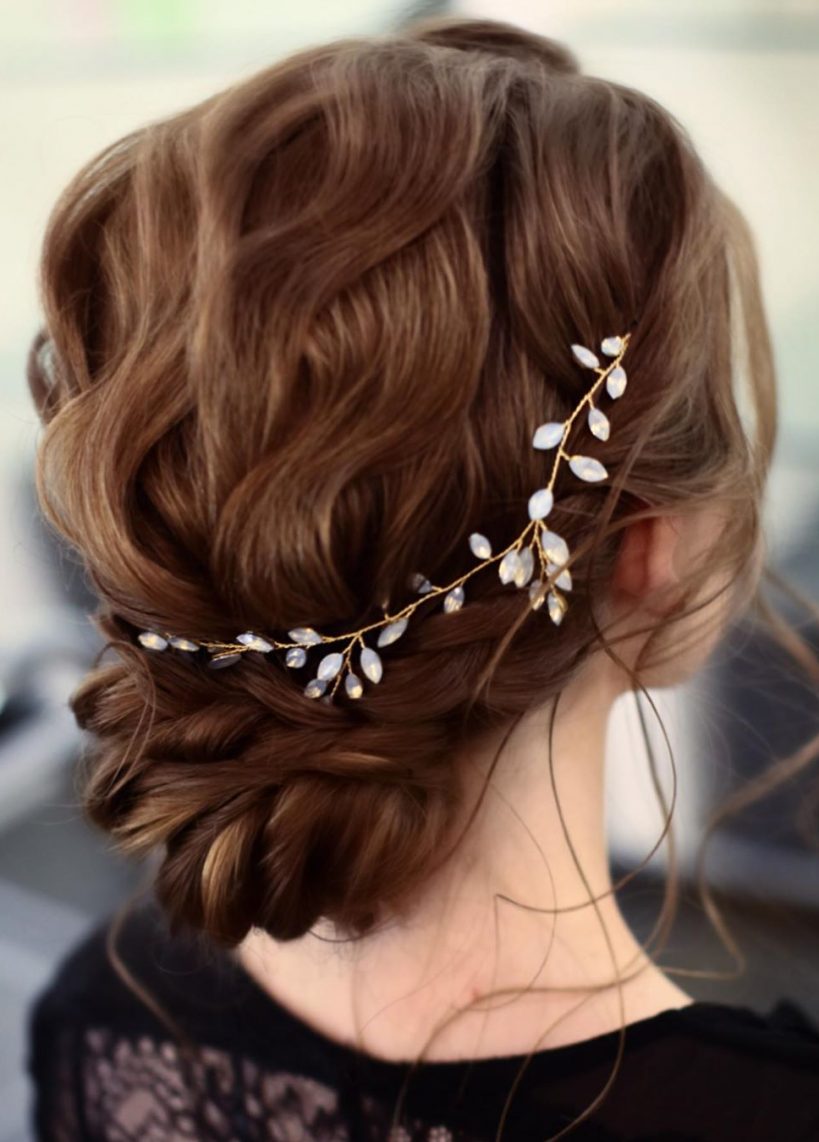 This Season Wedding Hair Guide: 50+ Styles Easy to Master 2020