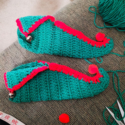 Crochet elf slippers free pattern