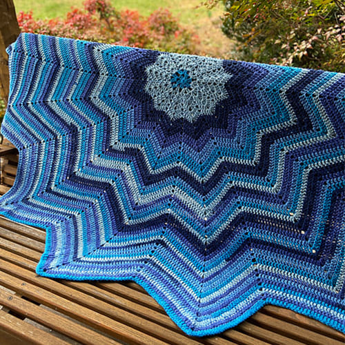 Round free crochet ripple baby blanket pattern
